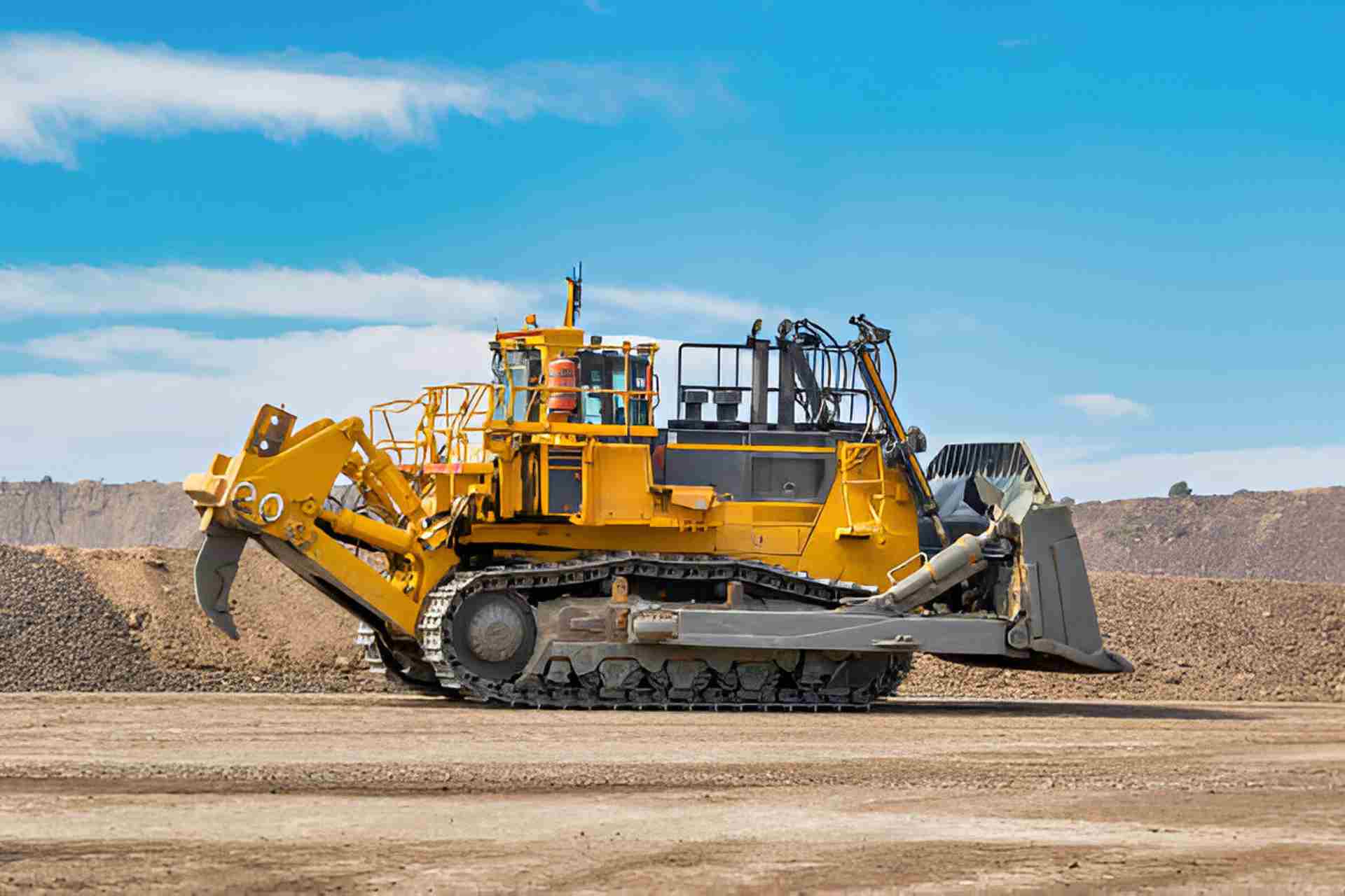 Butuh Penghancur Material Keras? Gunakan Alat Berat Ripper ...