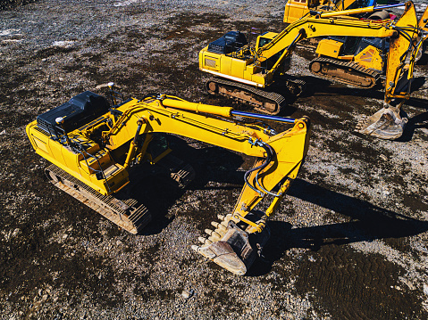 Dealer Resmi Alat Berat - Mengenal Fungsi Dan Cara Kerja Final Drive ...